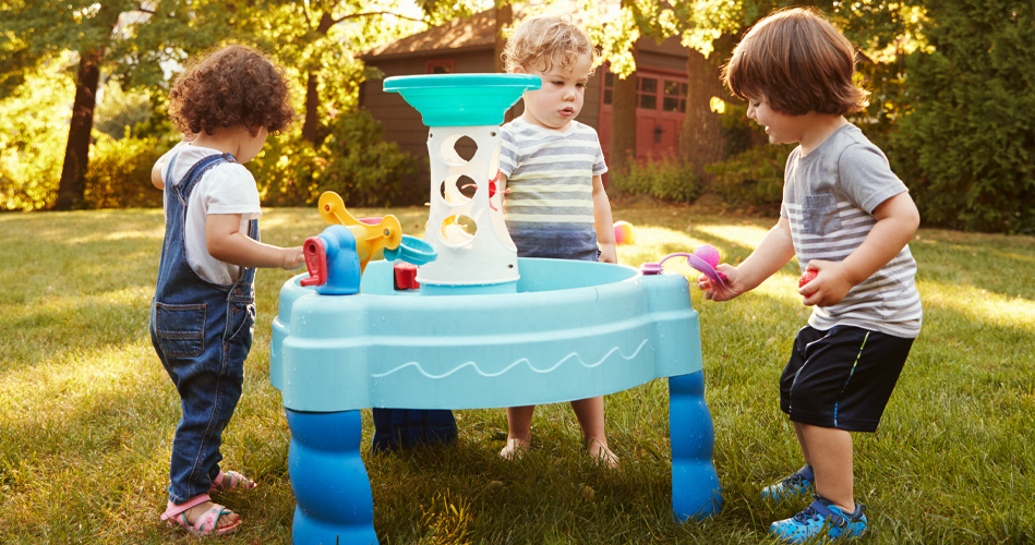 Des jeux avec les bacs d’eau | Educatout